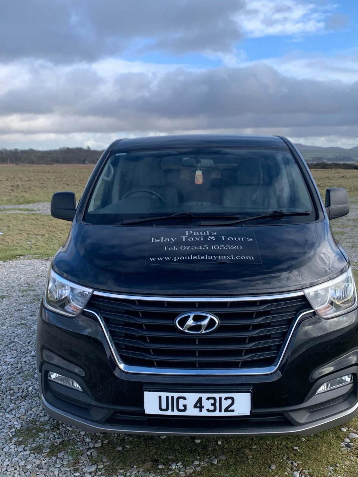 Islay Private Hire taxi and tours, whiskey and sightseeing tours.